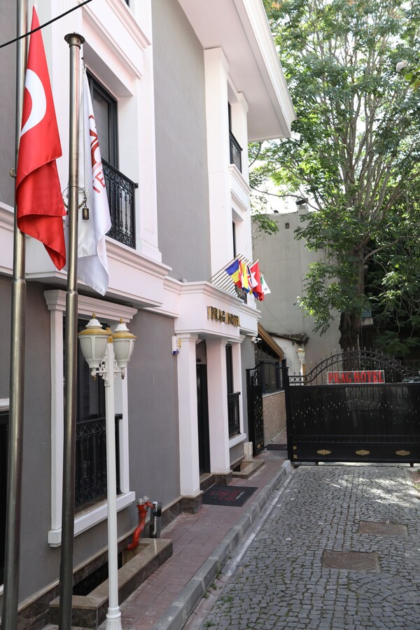 Prag Hotel - Eminönü