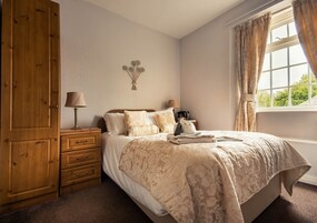 Quarto casal luxo | Wi-Fi de cortesia, roupa de cama