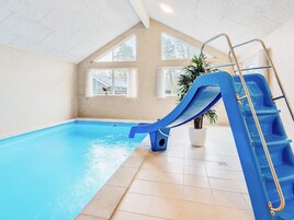 Casa | Piscina | Piscina interior, piscina exterior 