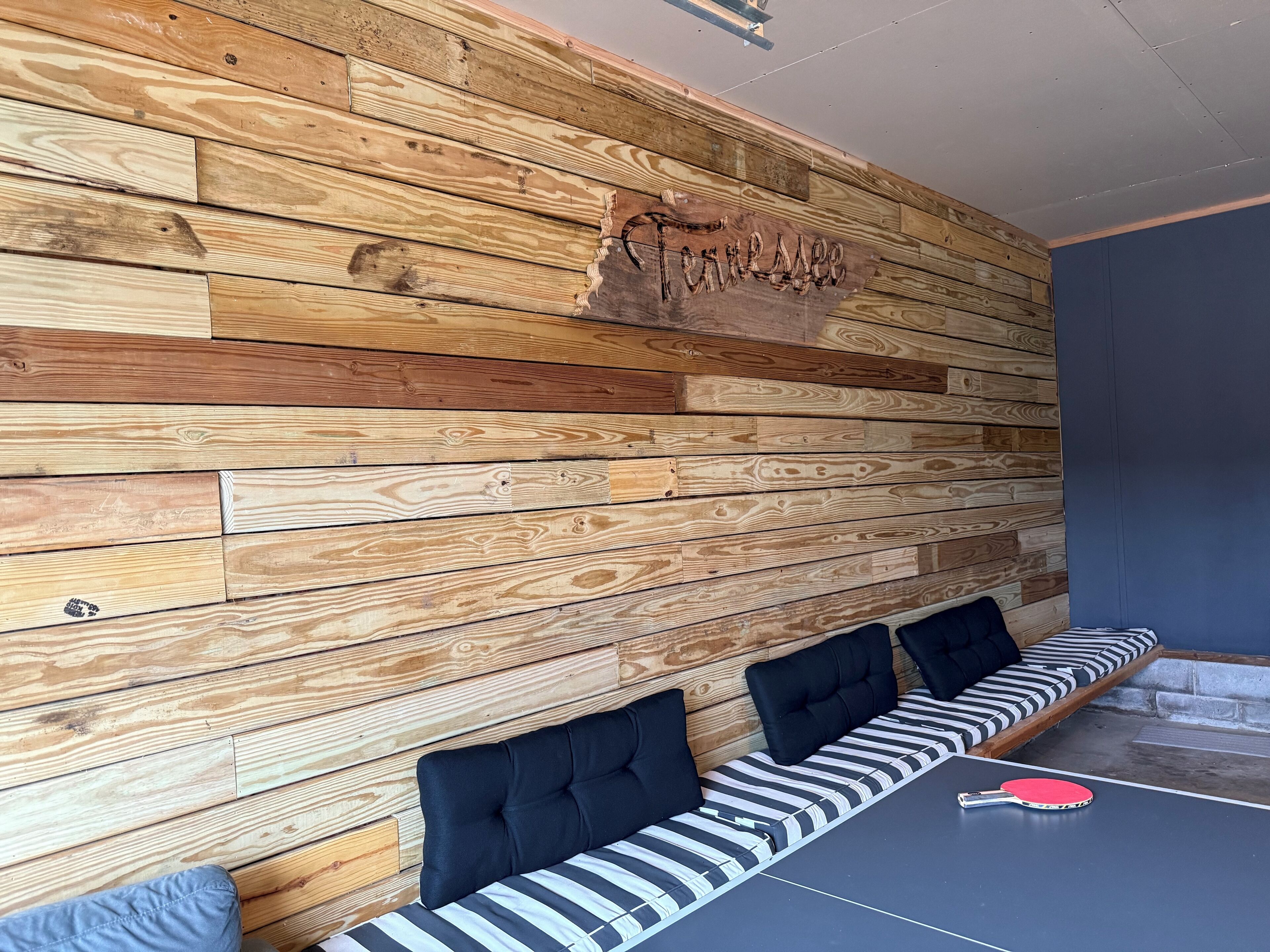 Mcdaniel Farmhouse With Pool & 12 Person Hot Tub - Chickamauga Lake, TN