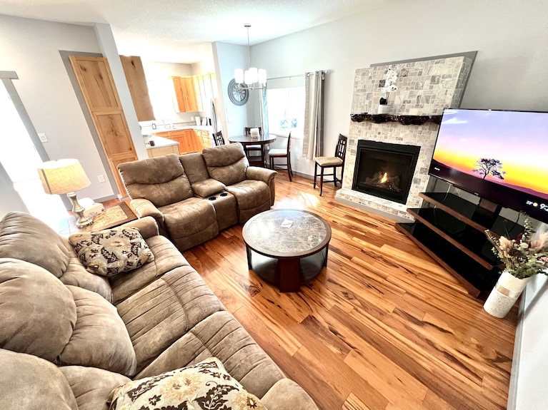 New Guesthouse By Westwood Lake, In Nanaimo, We Offer Winter And Weekly Rates - バンクーバー島