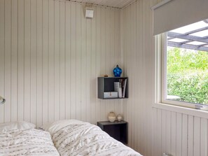 Casa | 4 quartos, individualmente mobiliados