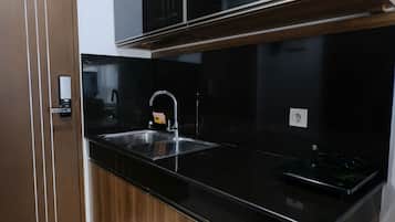 Estúdio | Cozinha privada | Geladeira grande, cooktop