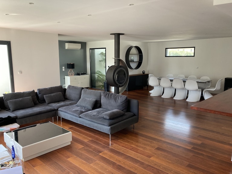 Confortable Villa Entre Hyères Et Carqueiranne, à Louer Du Samedi Au Samedi - Carqueiranne