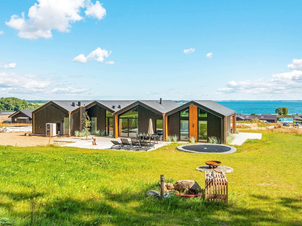 12 Person Holiday Home In Sjolund - Kolding