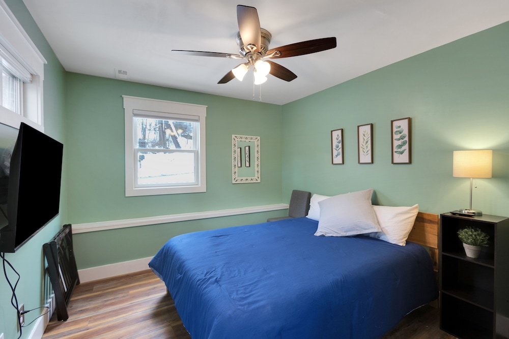 Maston Lake Cottage:spring Break Done Right – Lake Views, Cozy Evenings, And Fresh Air! - Greenville, MI