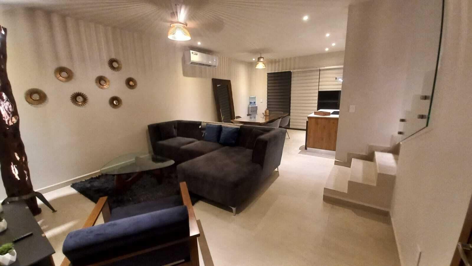 Luxurious Villa, 2 Swimming Pools, 1 Gym, Quiet Location Close To The Sea - Playa del Carmen