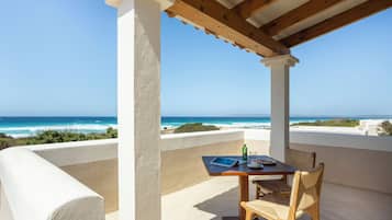 Suite Premium, vista para o mar | Terraço/pátio interior