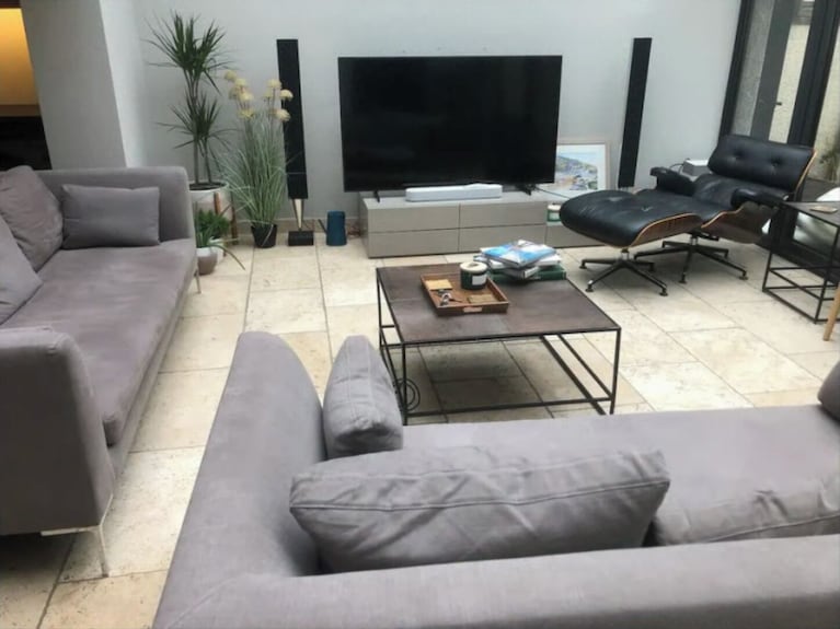 Modern Property With Indoor Swimming Pool - Bristol