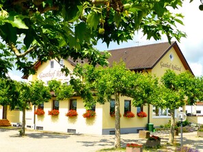 Fachada da propriedade