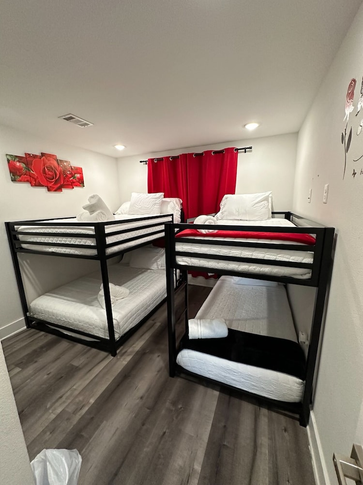 Roseate 2br Downtown - Dalat