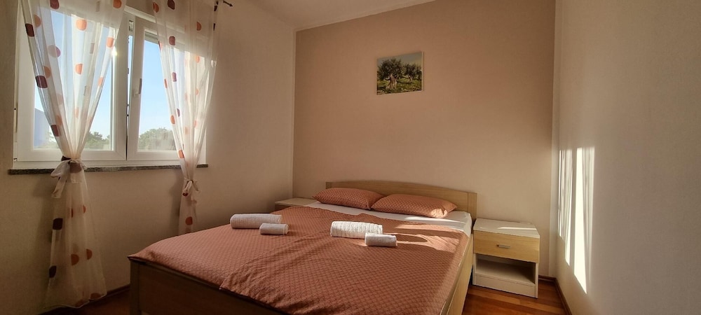 Ferienwohnung Ližnjan Für 1 - 2 Personen Mit 1 Schlafzimmer - Ferienwohnung - Ližnjan