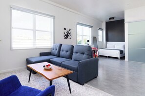 Estúdio Deluxe | Sala de estar | Smart TV de 55 polegadas com canais digitais, televisor 