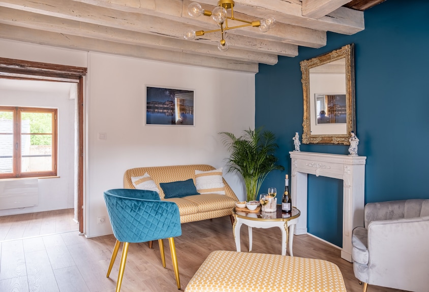 Le Logis Ambacia: Charming 3-star Duplex - Historical Theme - City Center - 엉부와스