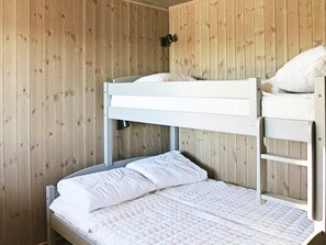 Casa | 3 quartos, com mobília individualizada