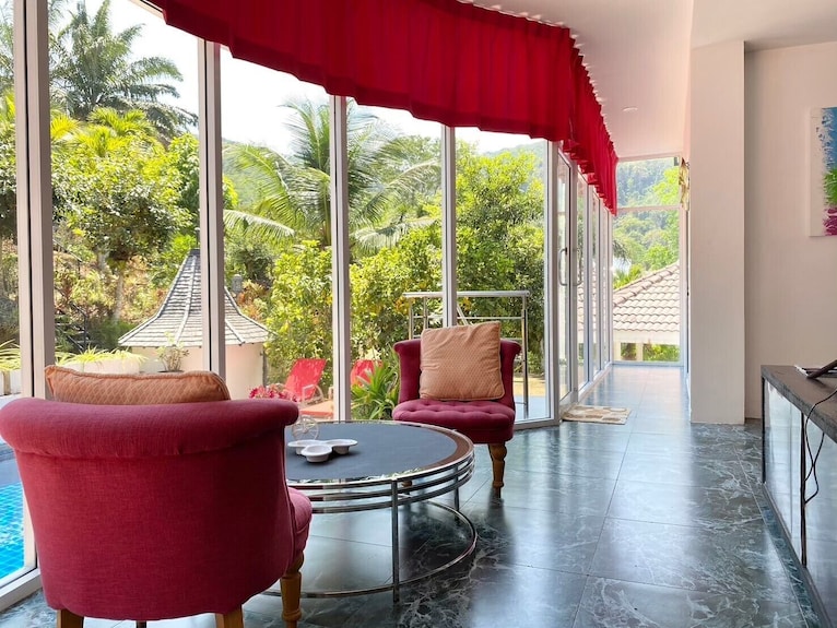 Lussuosa Villa Con 10 Camere Da Letto E Piscina Privata A Chalong, Phuket - Provincia di Phuket