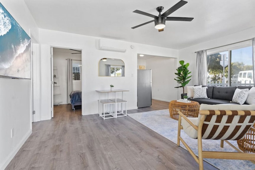 Walk To Beach 2br With High Speed Wifi - San Diego, CA