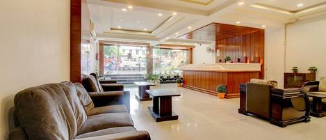 Televisor LCD de 28 polegadas com canais por cabo, televisor