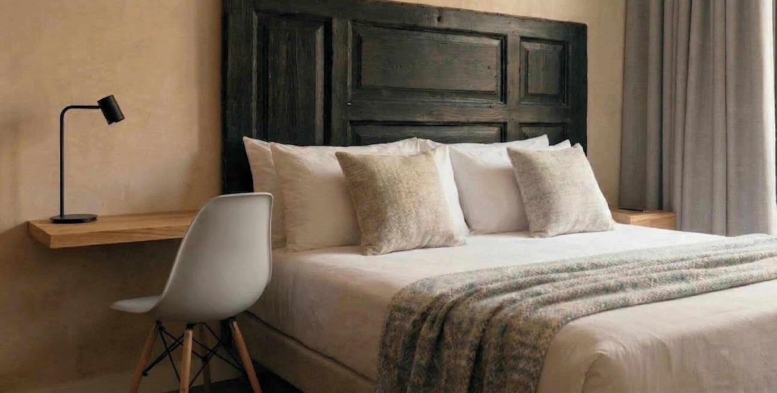 Quarto Duplo Básico | Wi-fi grátis, roupa de cama fornecida 