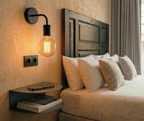 Quarto Duplo Básico | Wi-fi grátis, roupa de cama fornecida 