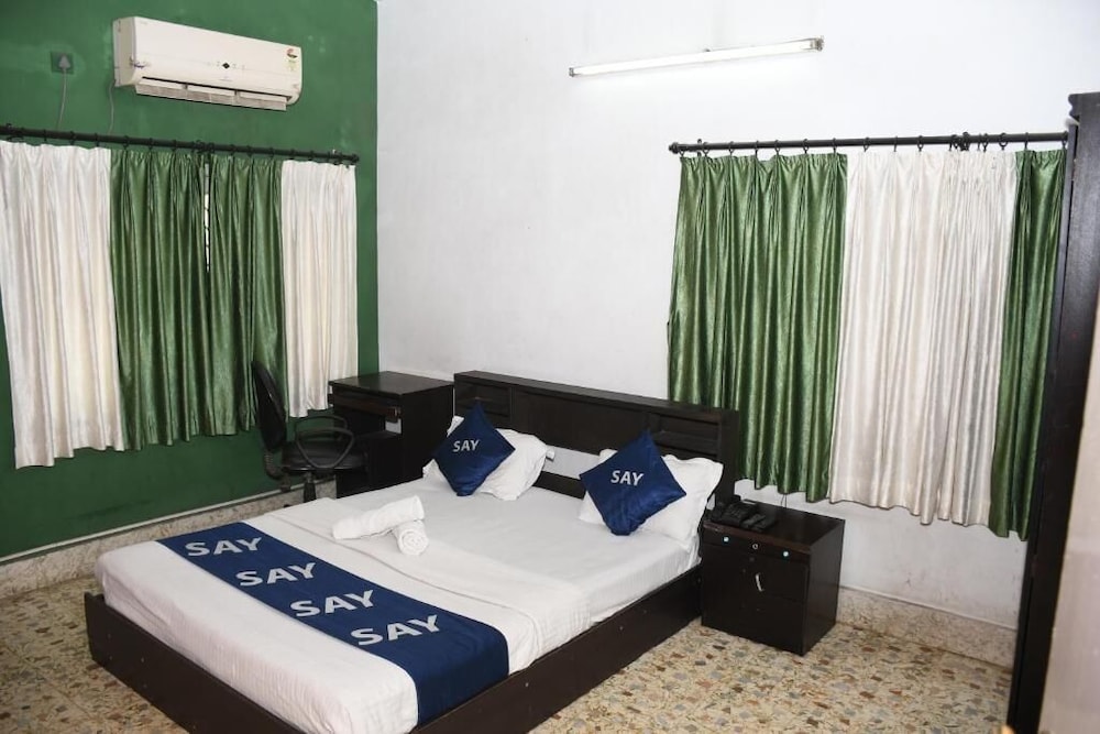 Say Rooms Trip Manager Guest House - Kolkata