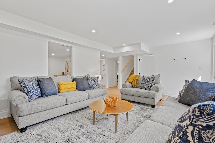 Waterfront Cottage With Hot Tub And Games Room - Ontario 60