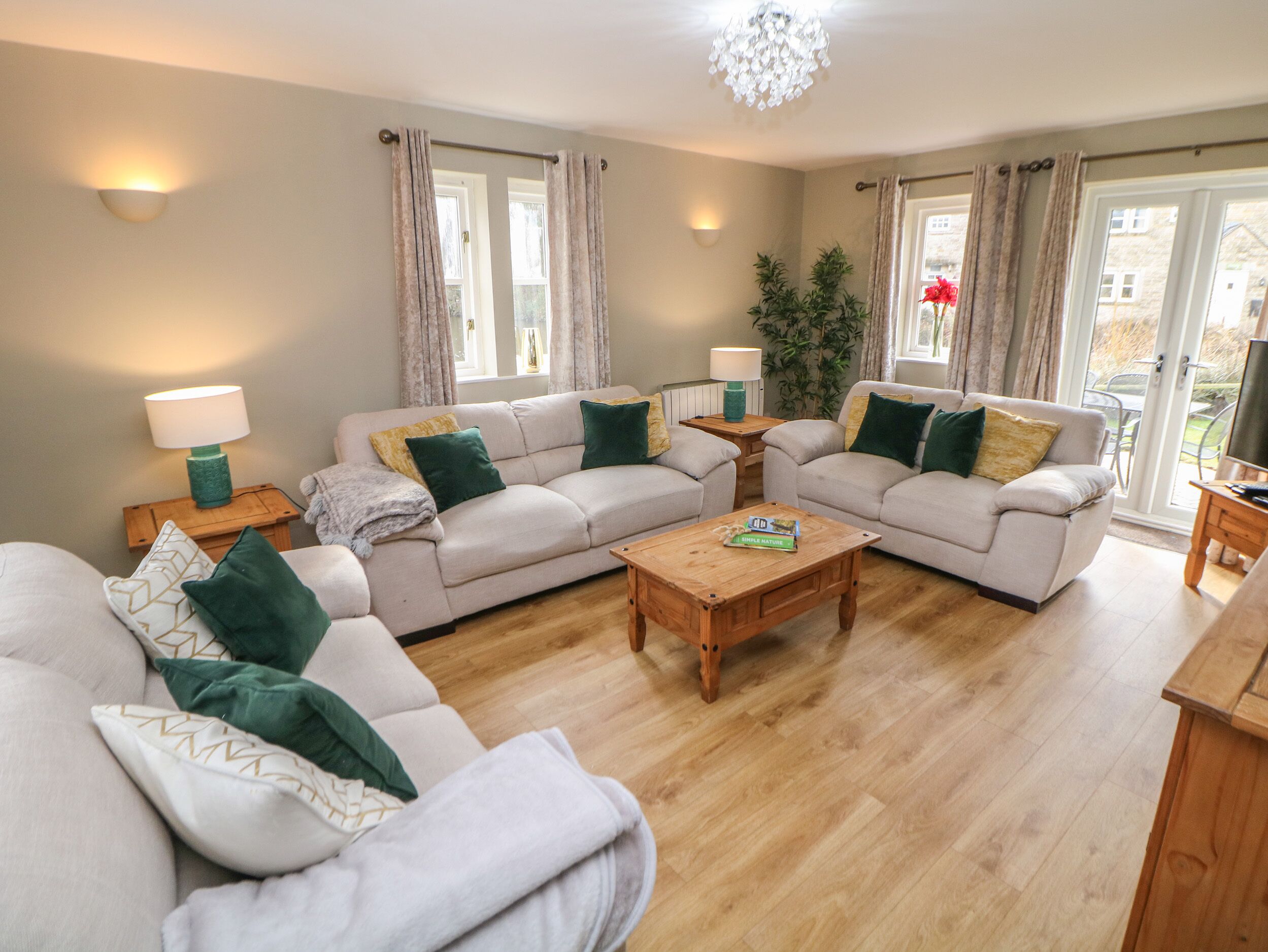 Chatsworth, Family Friendly, Character Holiday Cottage In Two Dales - Matlock