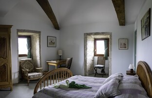 Quarto Duplo