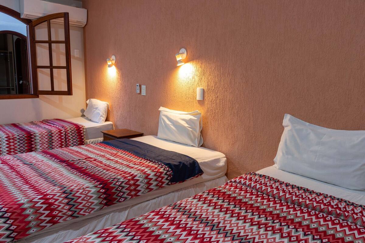 Frigobar, Wi-Fi de cortesia, roupa de cama