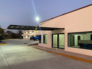 Fachada da propriedade