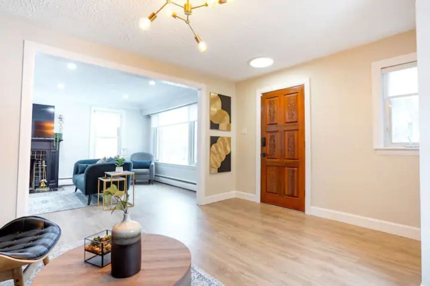 The Wow Apartment - London, Ontario