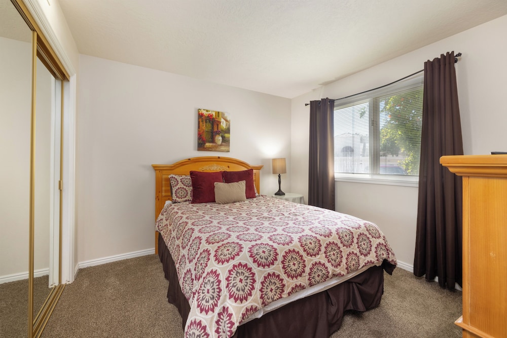 Bottom Level | Las Palmas All Inclusive Amenity Resort | Great Value | #1410 - St. George, UT