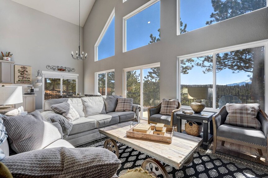 Mountain Dream, New Modern Home With Hot Tub And Spectacular Views - Woodland Park, CO