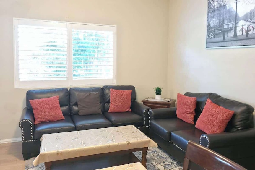 Splendid Spacious Stay In Miracle Mile District - 好萊塢