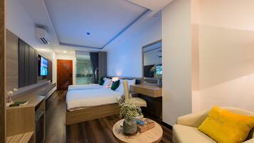 Frigobar, cortinas blackout, Wi-Fi de cortesia, roupa de cama