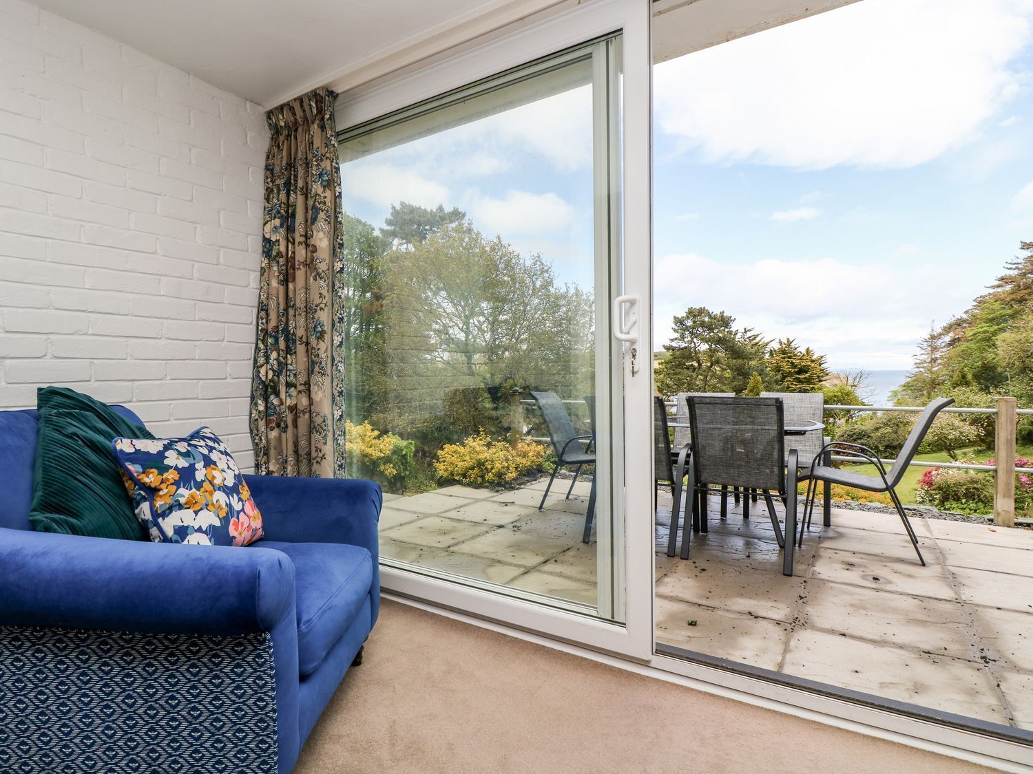 Flushing Meadow, Family Friendly, With A Garden In Helford - 팰머스