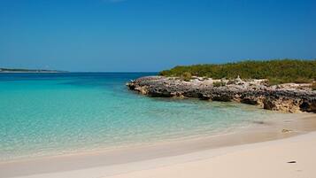 Casa, 4 quartos | Praia | Perto da praia