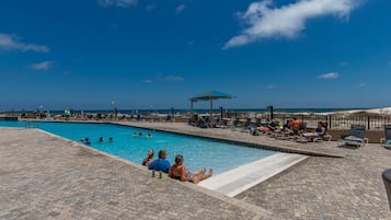 Piscina exterior