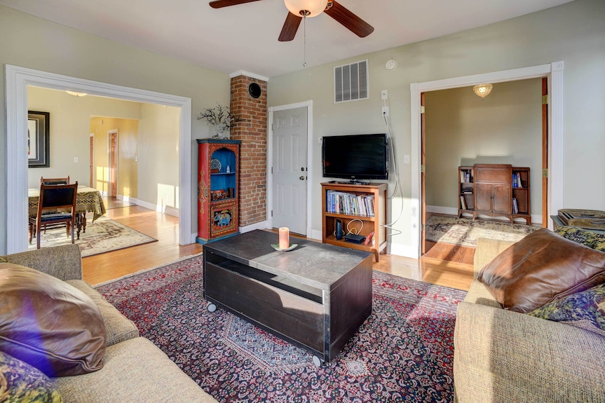 Canal-front Waterford Apartment On Hudson River - Troy, NY