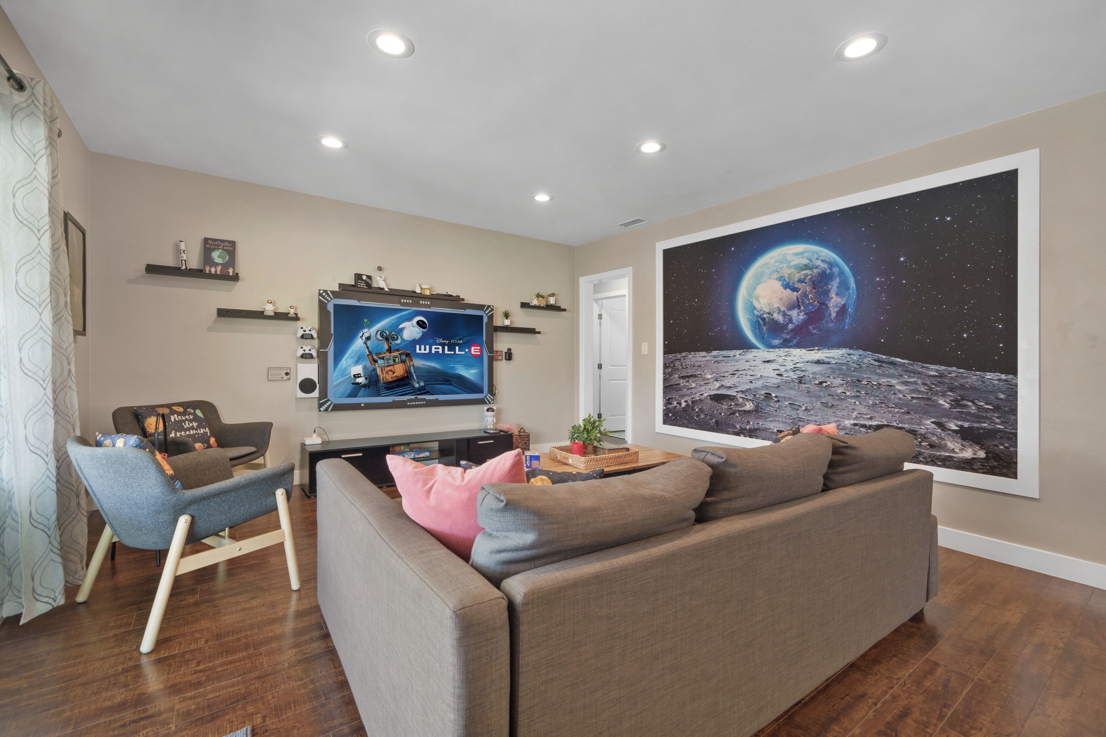 Galaxy Quest: Playground, Arcade, Endless Fun - Anaheim, CA