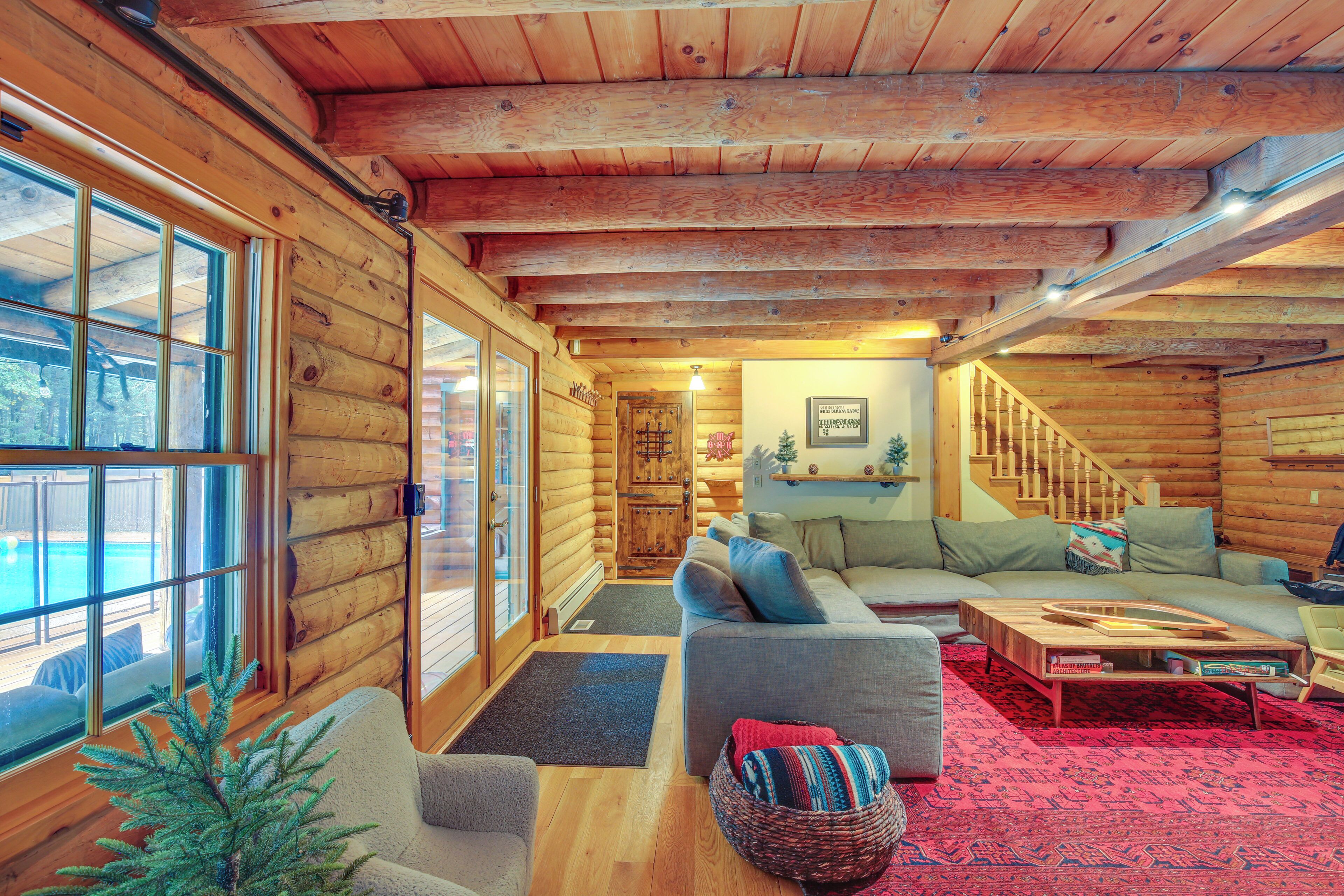 Accord Vacation Rental W/ Pool & Hot Tub! - Kerhonkson, NY