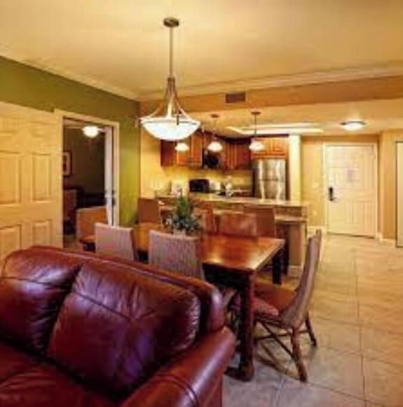 Resort Is Within Mins Away From Theme Park Water Park On Resort 7 Outdoor Pools - Orlando