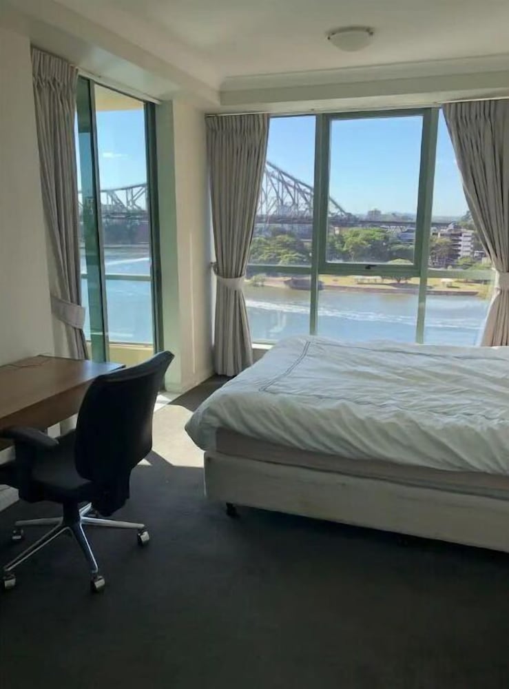 Brisbane Cbd Riverside 5 Star Luxury High Rise Apartment - Brisbane