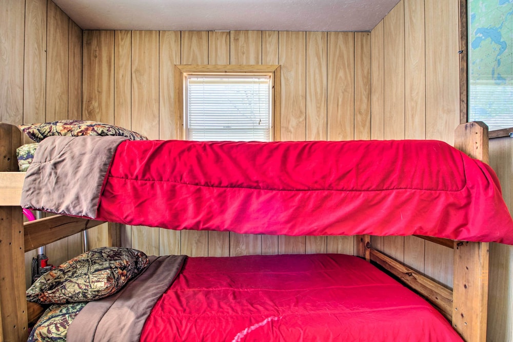 Secluded Remer Cabin W/ Lake Access! - Minnesota