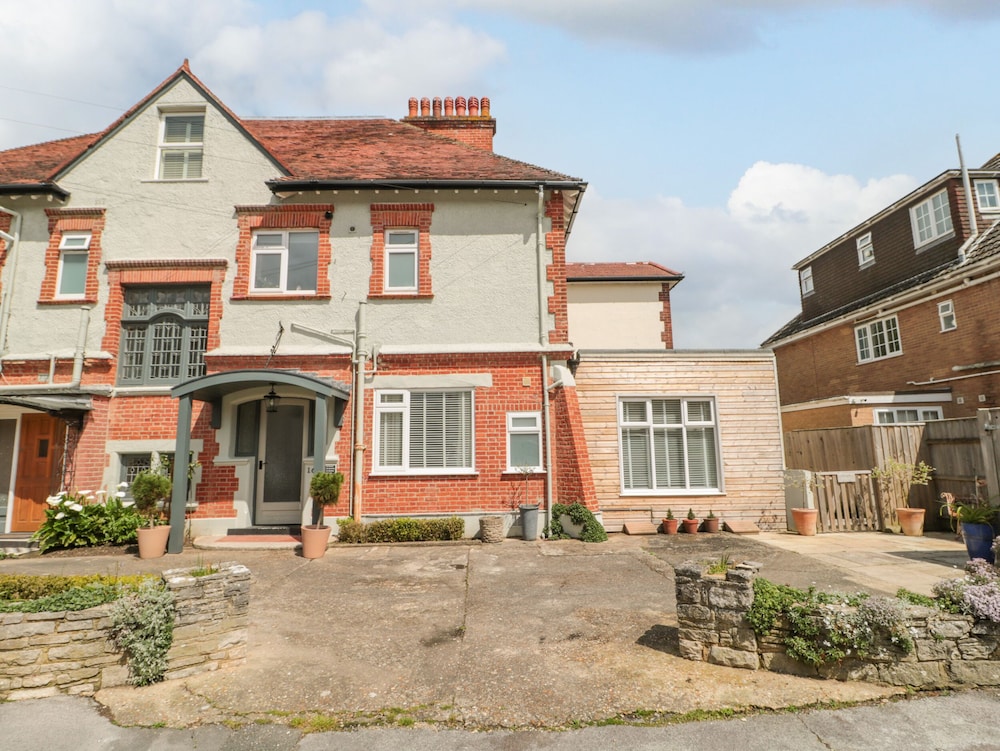 The Anchorage - Bournemouth