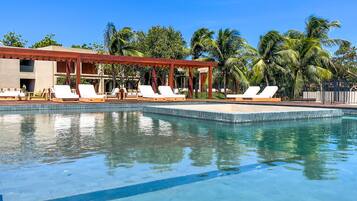 Piscina externa