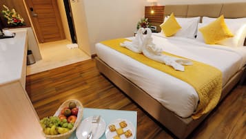 Quarto superior, 1 cama de casal, para não fumantes, vista para a cidade | 1 quarto, roupas de cama de algodão egípcio, roupas de cama premium