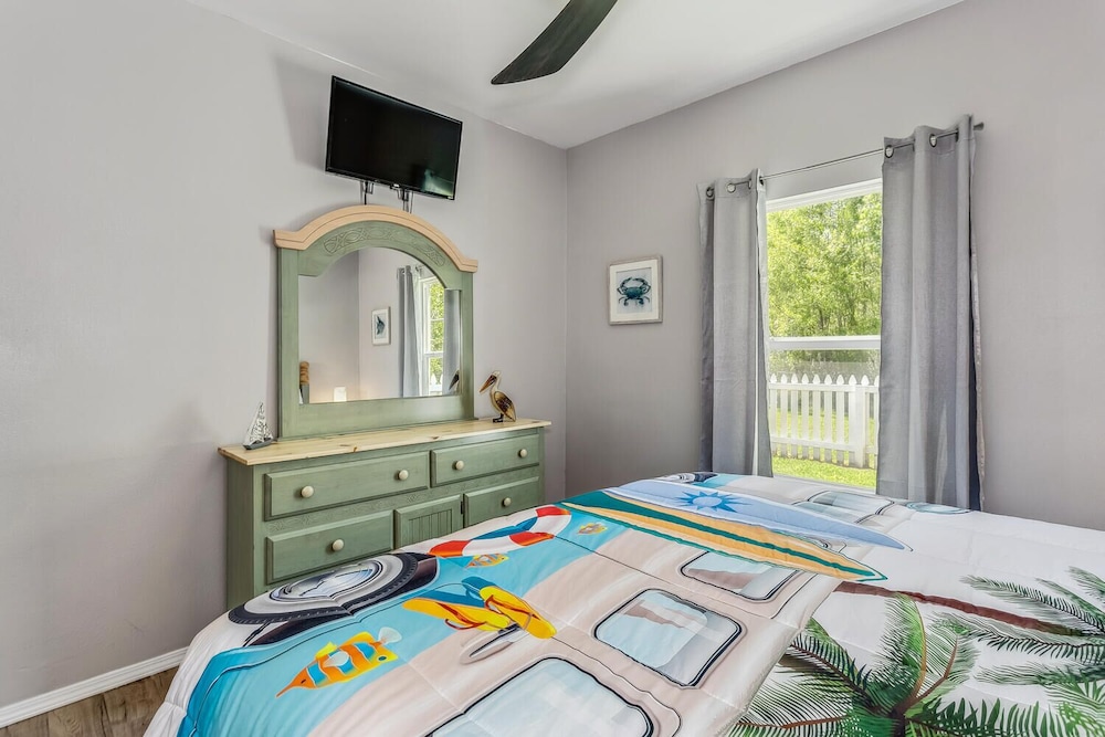 Castaway Tiny Home In Bon Secour Near Bon Secour River, 8 Miles To Sportsplex - Foley, AL
