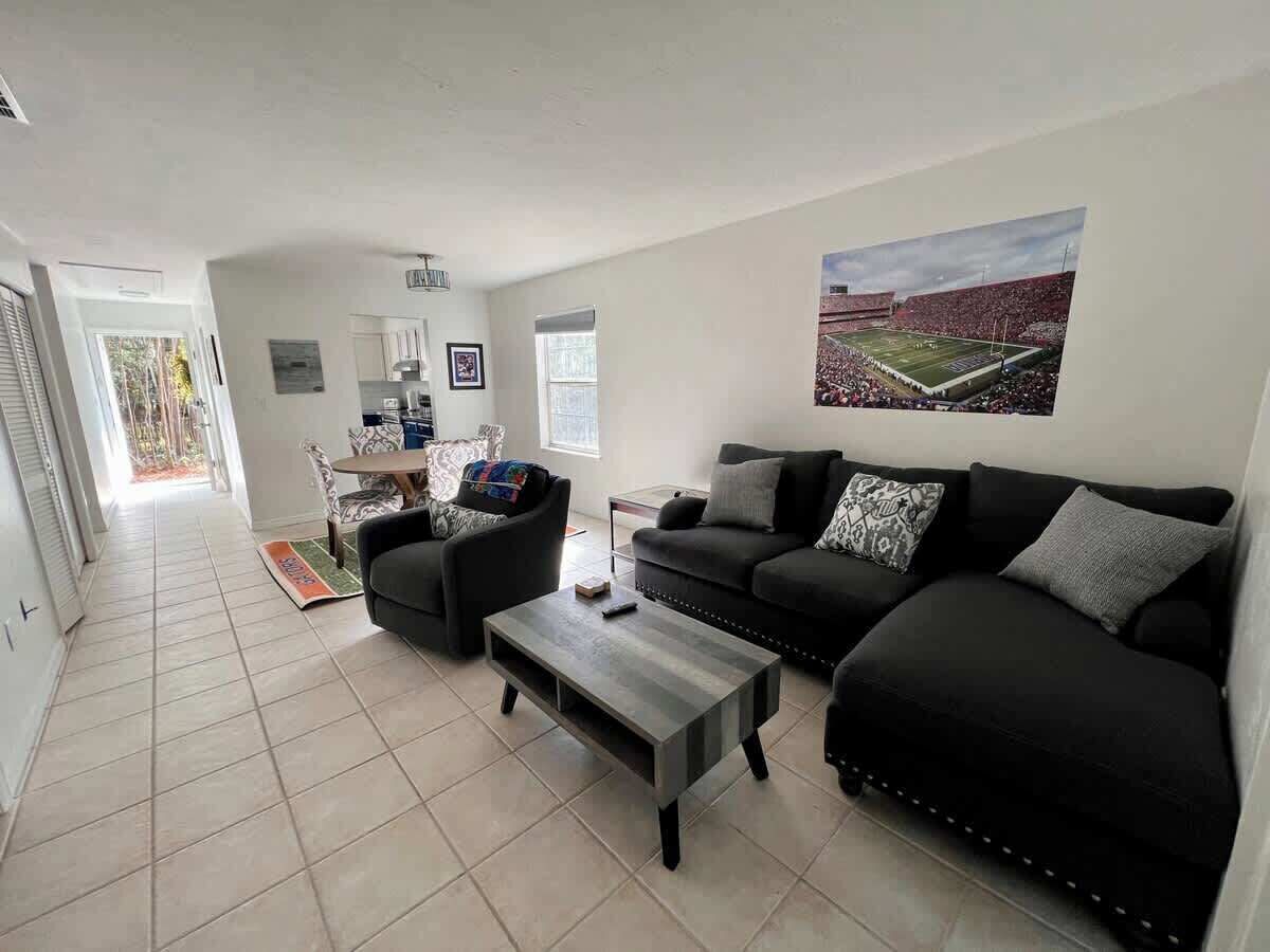 Swamp Terrace- Close To The University Of Florida - Gainesville, FL