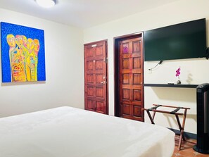 Quarto Standard | Com decoração personalizada, com mobília individualizada, Wi-fi grátis